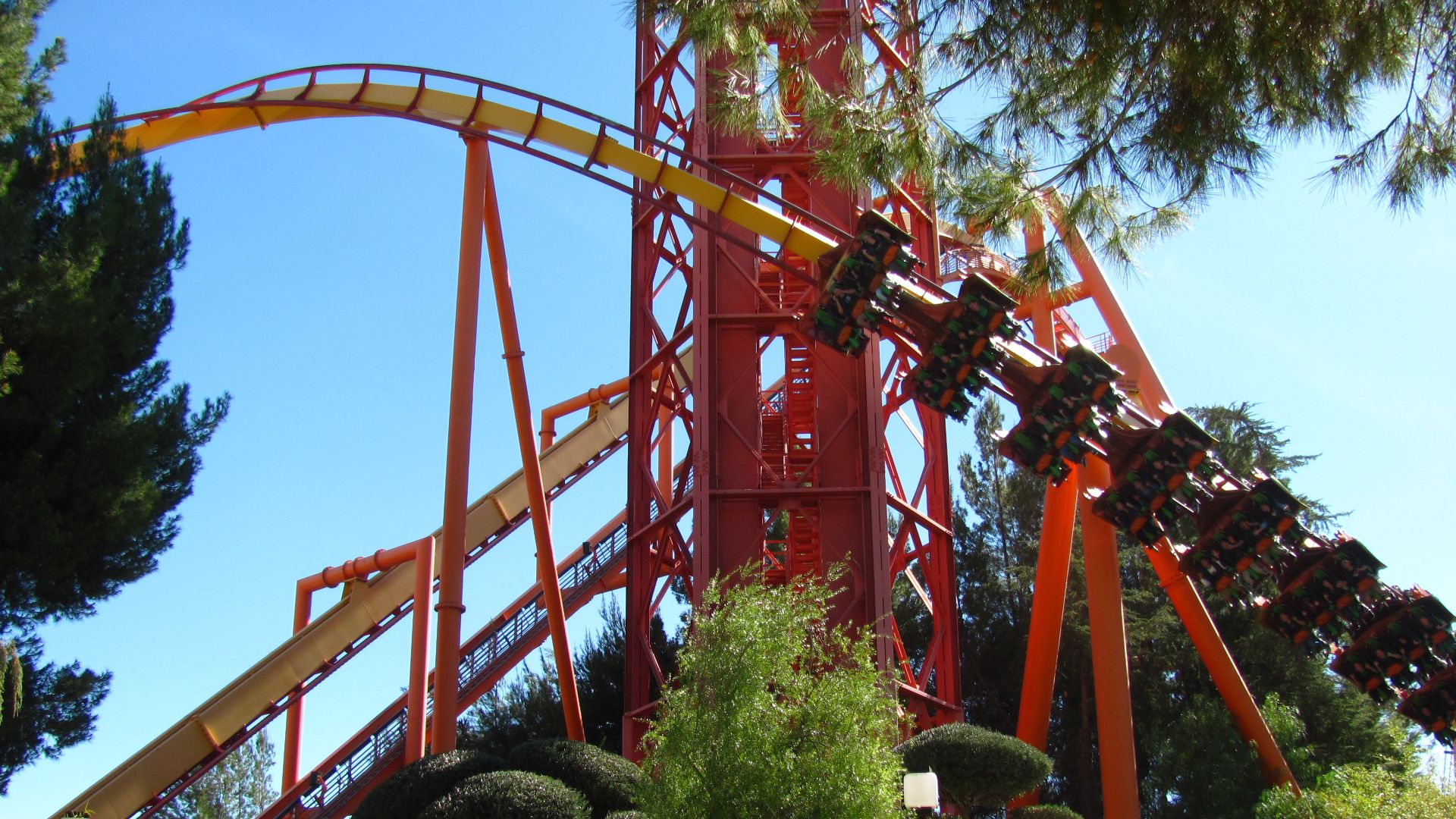 The 50 Best Roller Coasters In The World, Ranked - RoughMaps