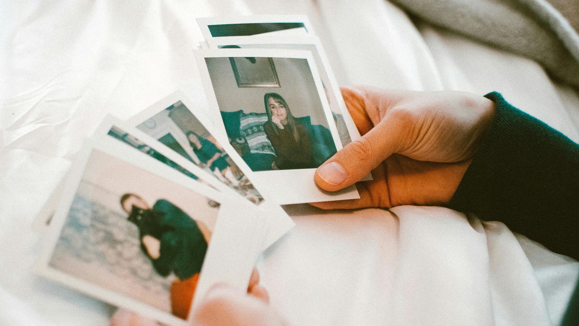 20 Unique Ways to Document Your Travel Experiences - RoughMaps