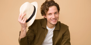 How People Greet Each Other Around The World - RoughMaps