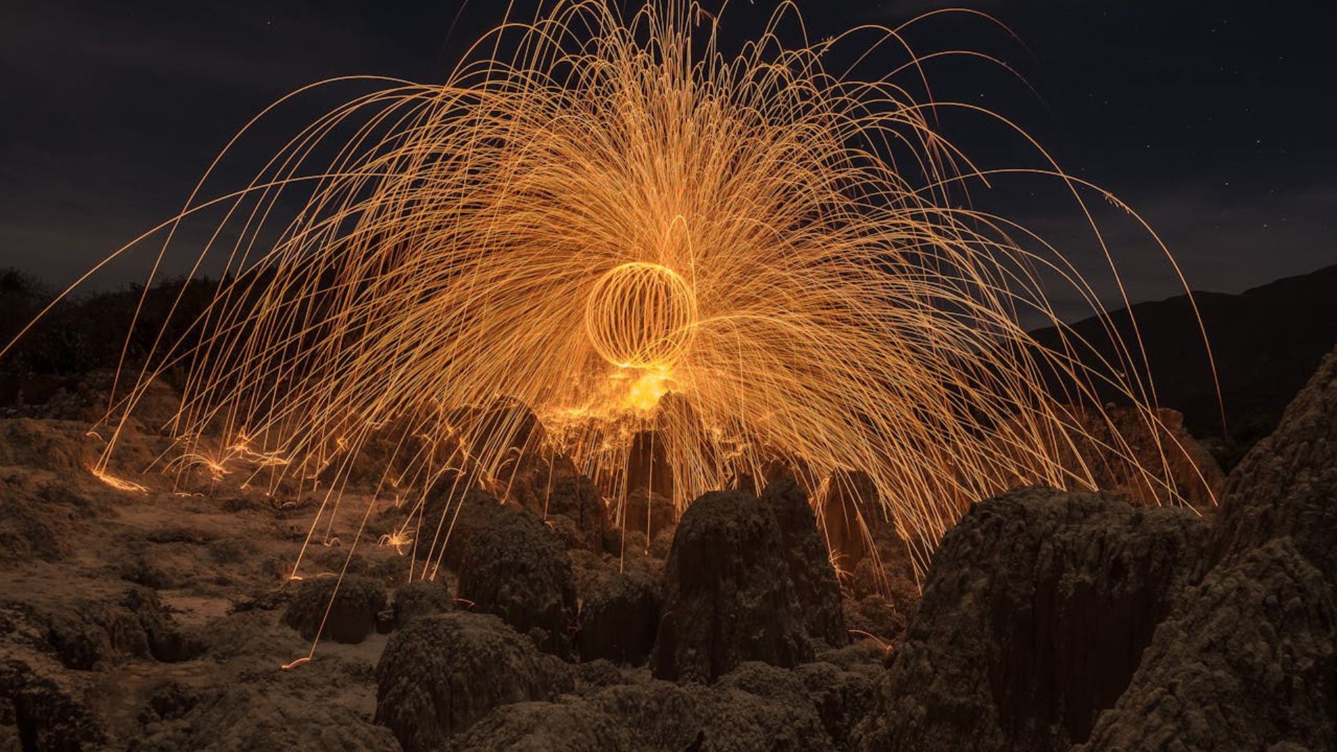 Unexplainable Natural Phenomenons From Around The World - RoughMaps