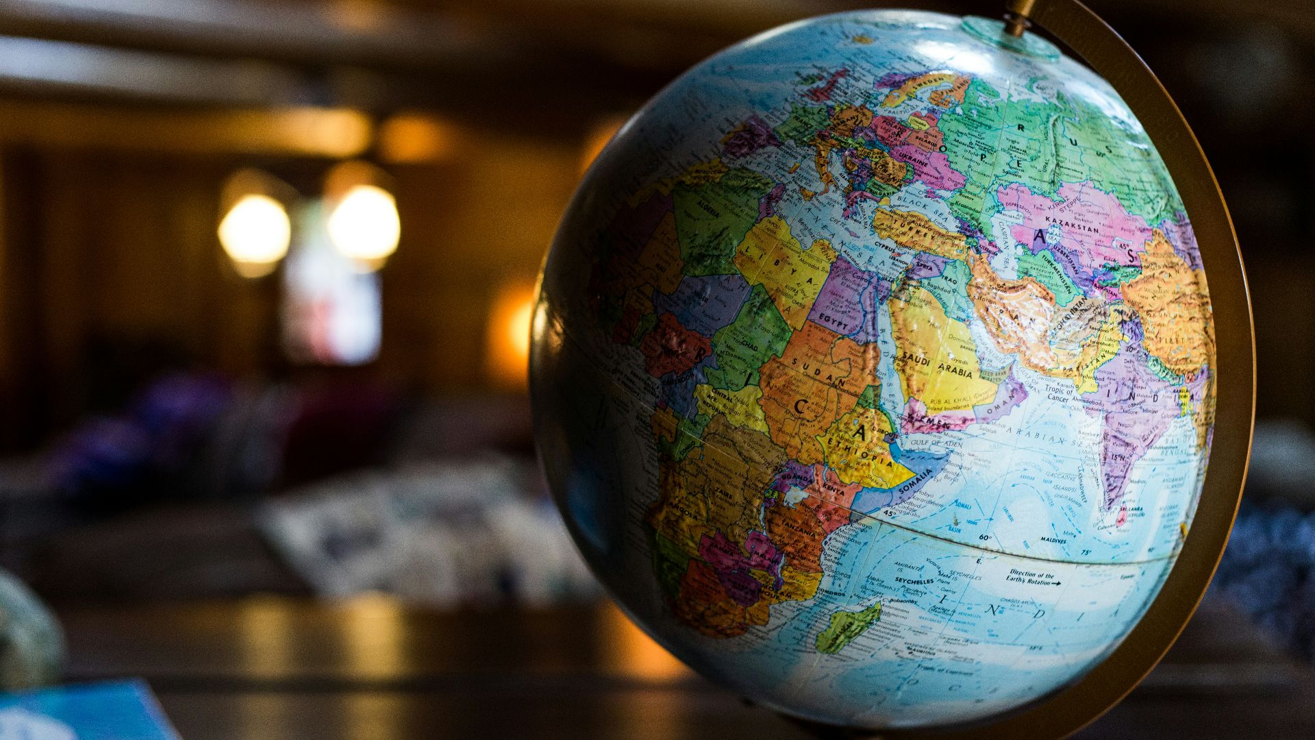 The 10 Rarest Languages Still Spoken Today & The 10 Most Common - RoughMaps