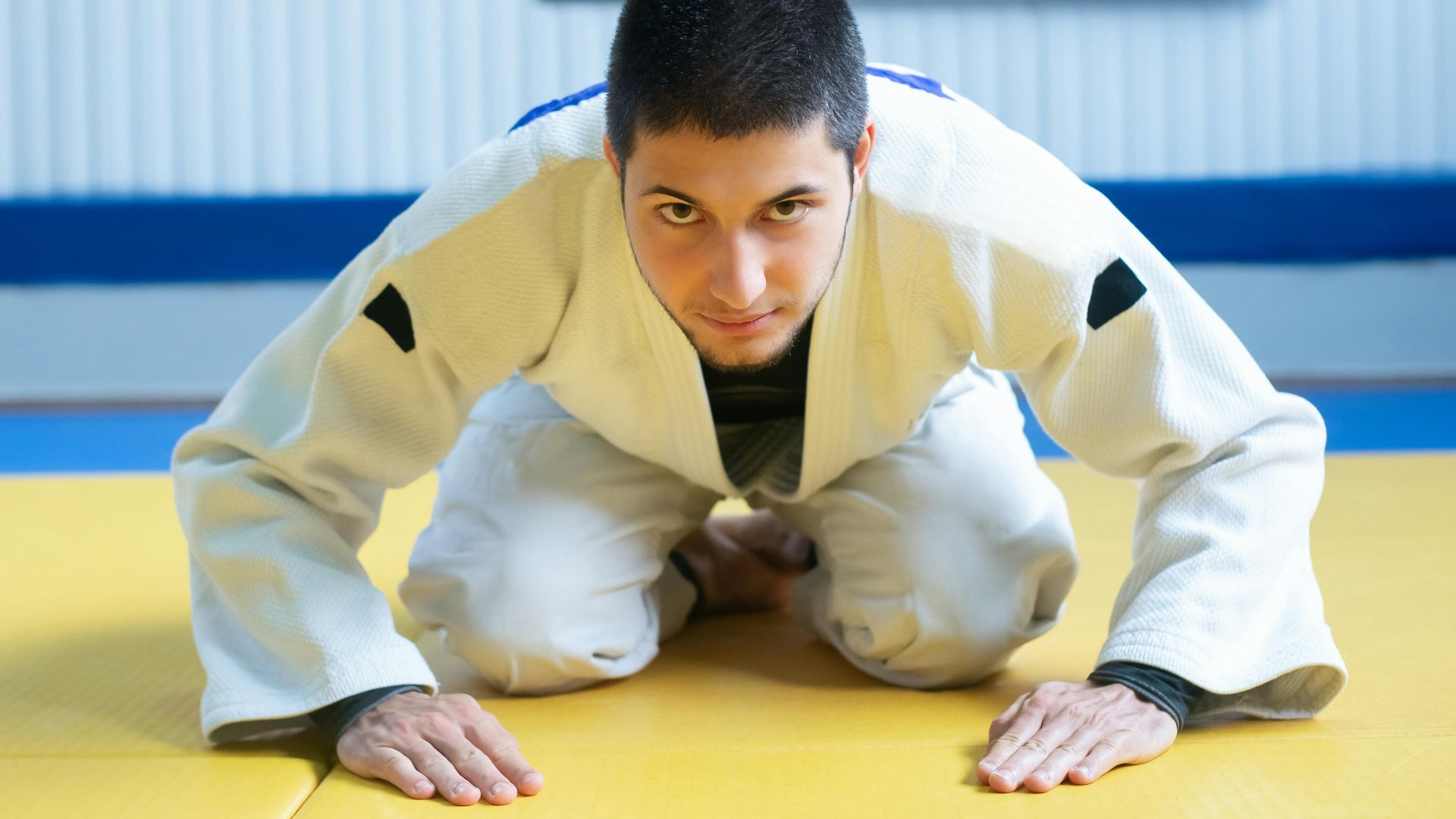 20 Countries Where Bowing Is A Huge Sign Of Respect - RoughMaps