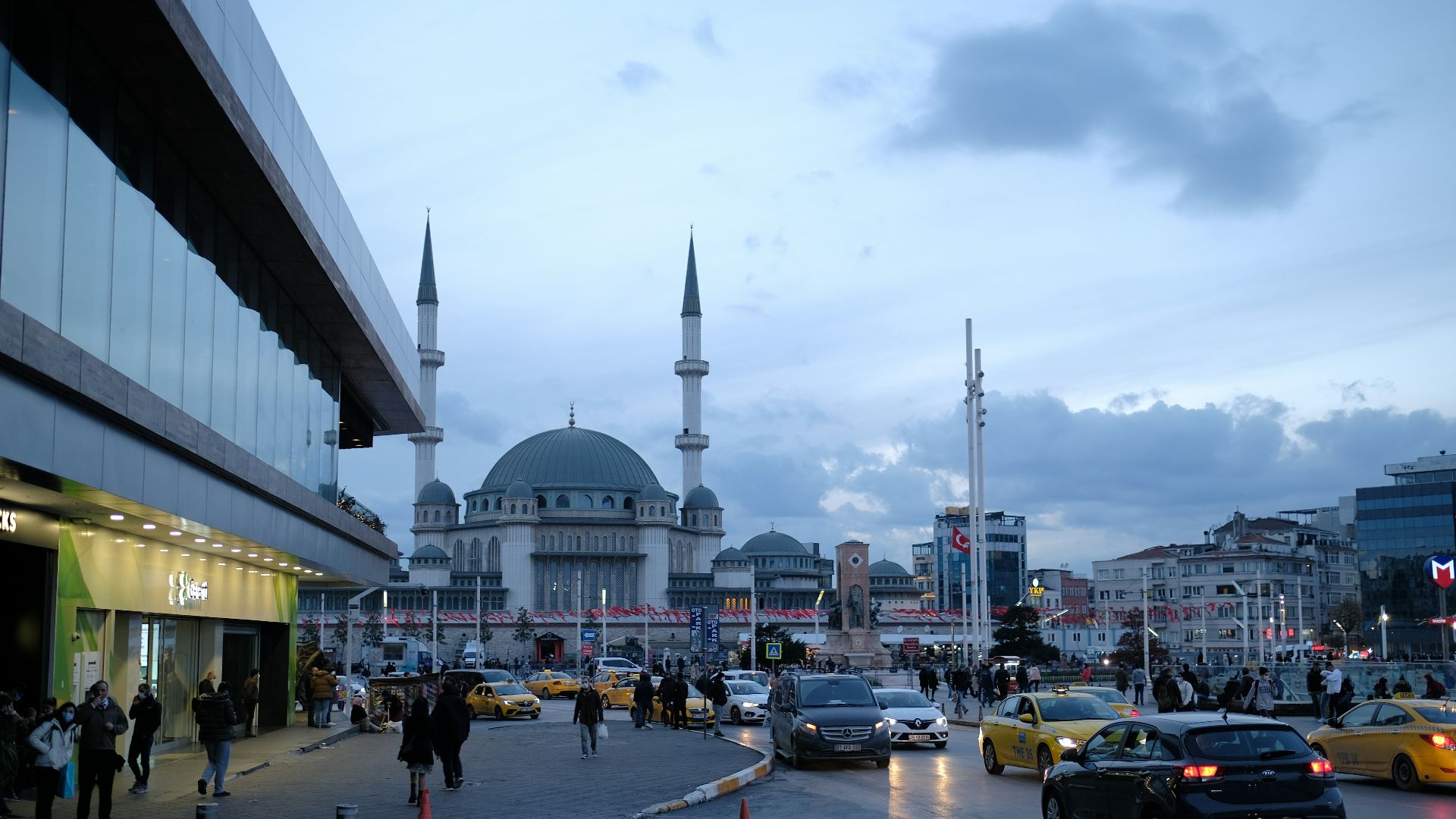 The 20 Most Budget-Friendly Backpacking Destinations - RoughMaps