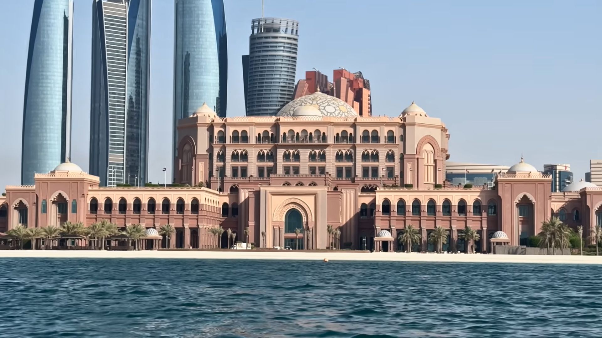 The 20 Best Luxury Spas Around The World - RoughMaps