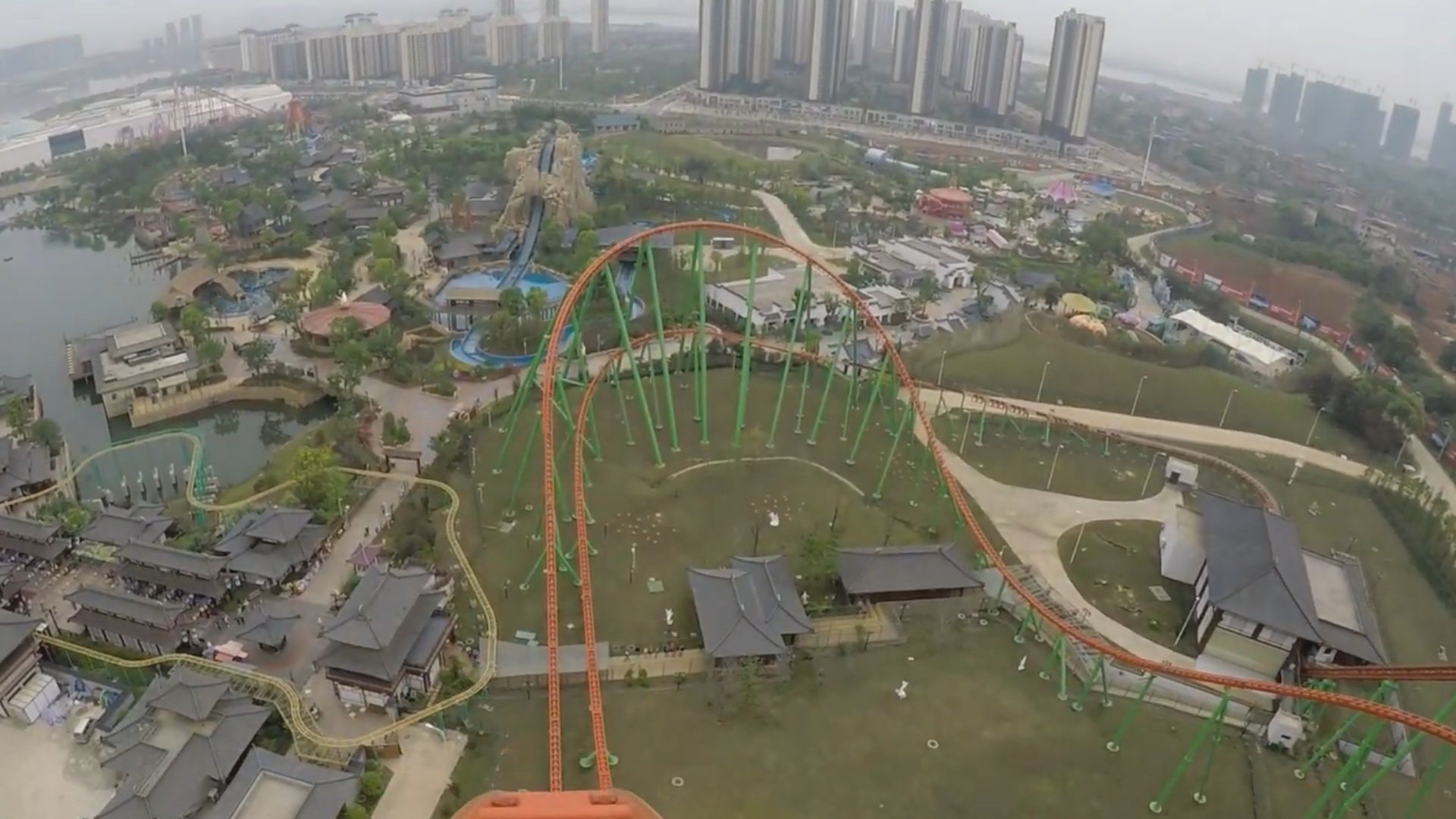 Speedy Rides: The 20 Fastest Roller Coasters In The World - RoughMaps