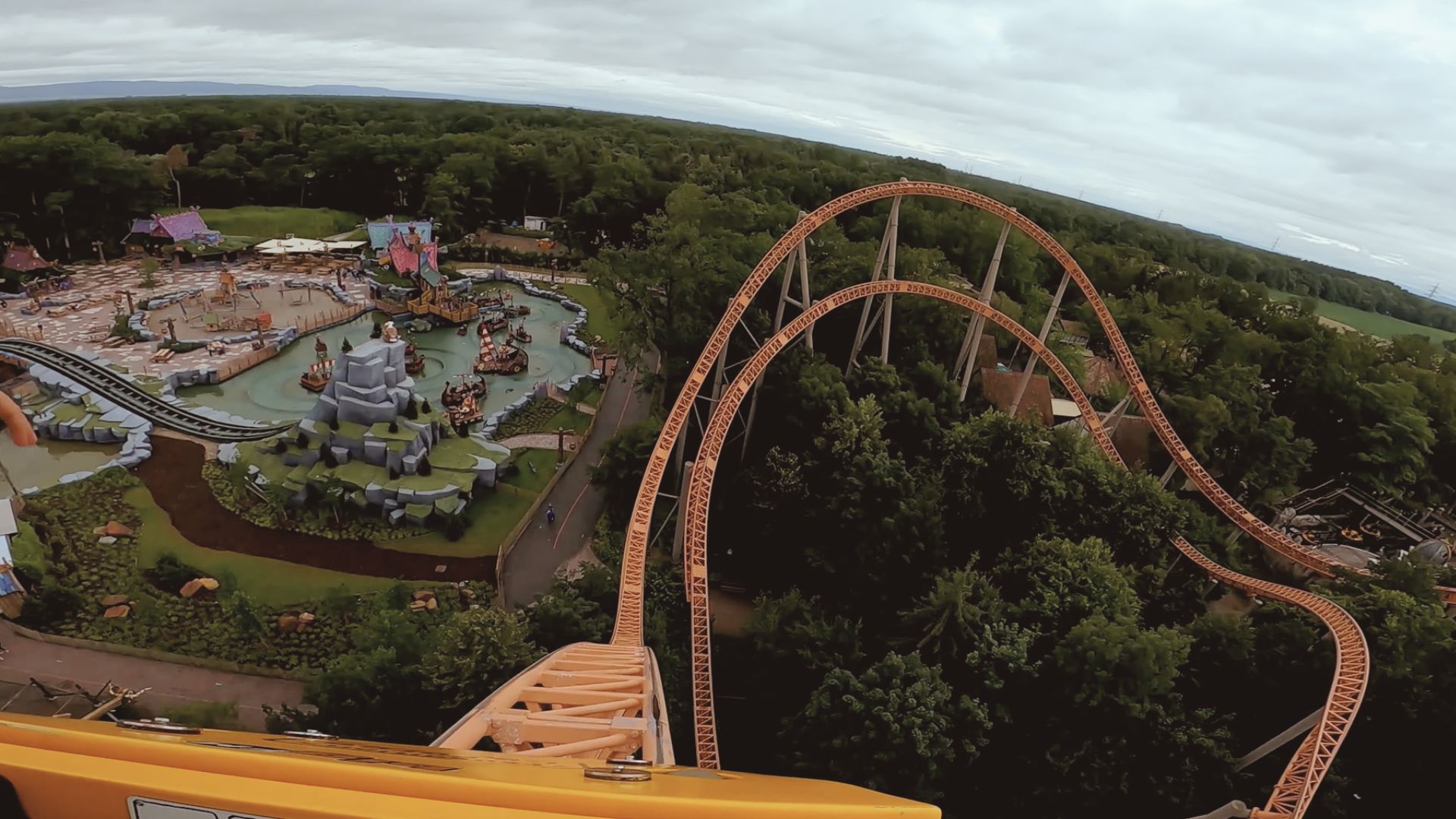 Speedy Rides: The 20 Fastest Roller Coasters In The World - RoughMaps