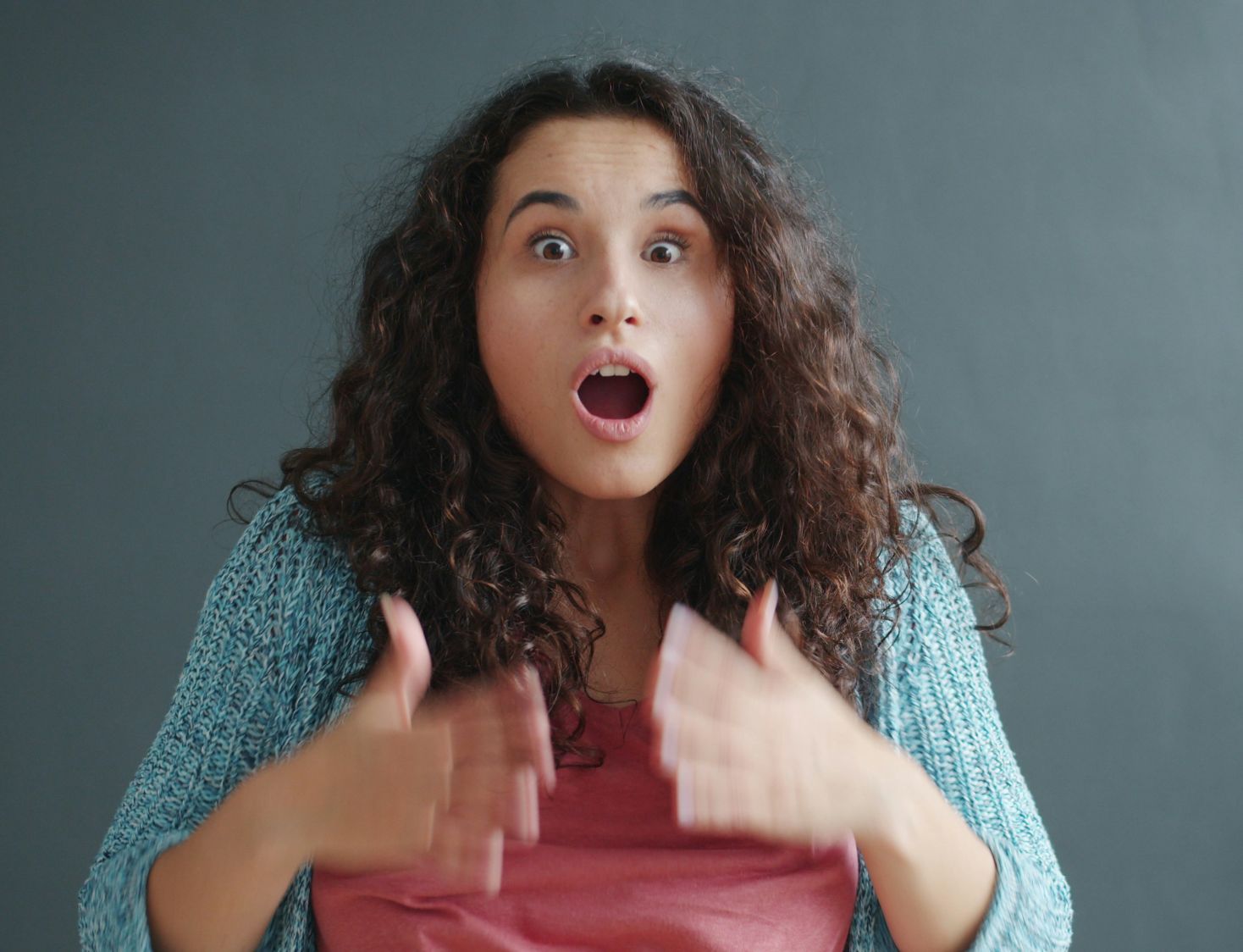 Why Does Everyone Hate It If You Clap When The Plane Lands? - RoughMaps