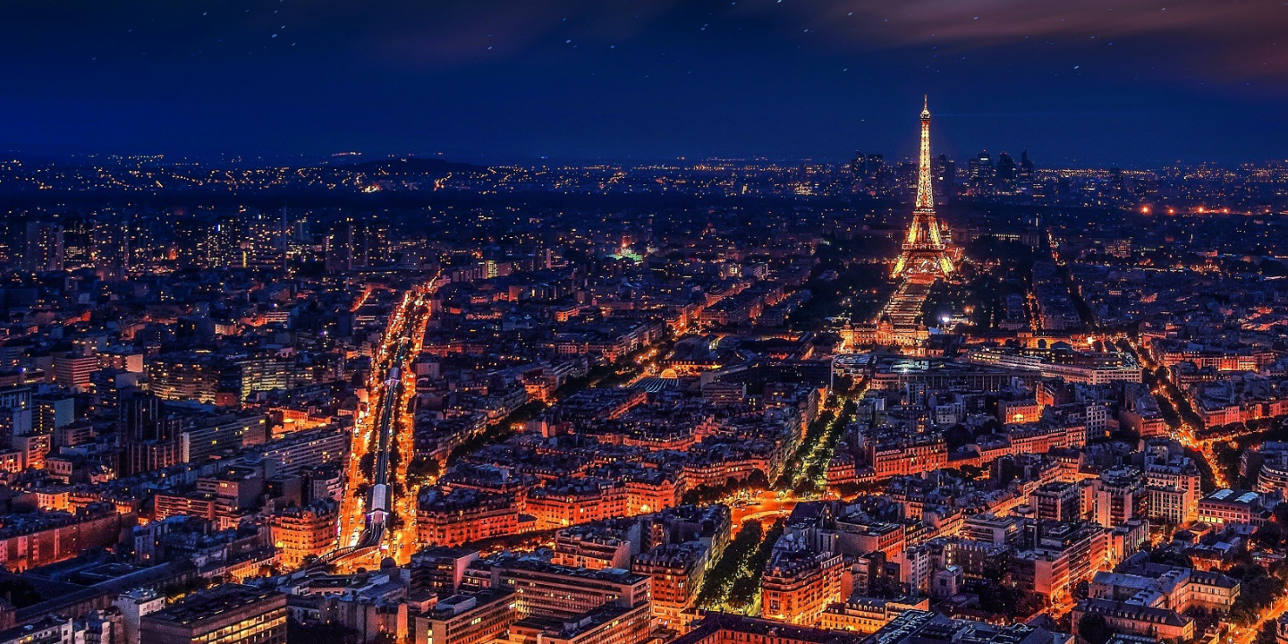 The Ultimate Guide To Visiting Paris - RoughMaps | Where real adventure ...